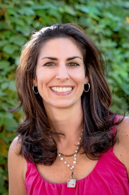 Who is Lisa Stenz? | Lisa's Creative Corner